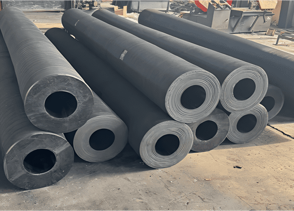 Cylindrical Rubber Fenders, Durable Dock Protection | SME Marine