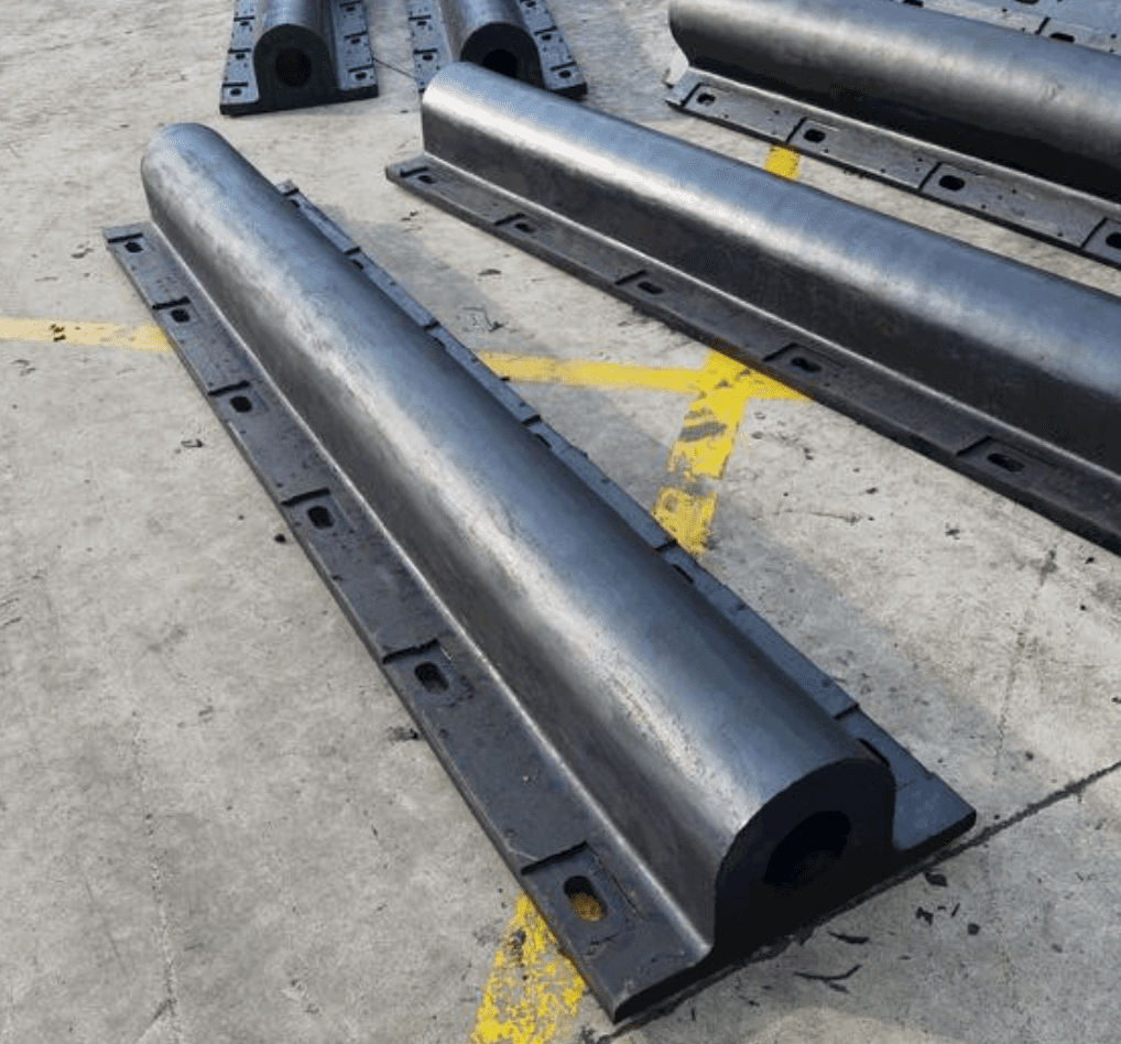 Marine Boat Fender | Ω Rubber Dock Fenders | Harbour Fenders
